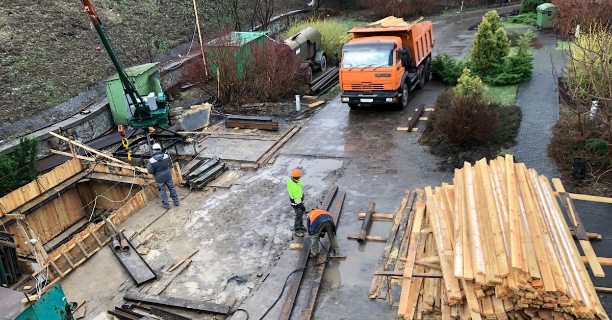 Mitigating Water and Moisture Risks during Construction: Insurance ...