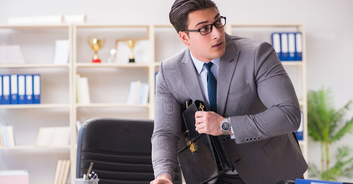 Internal Fraud and Employee Theft – the Risks to Businesses | AJG Australia