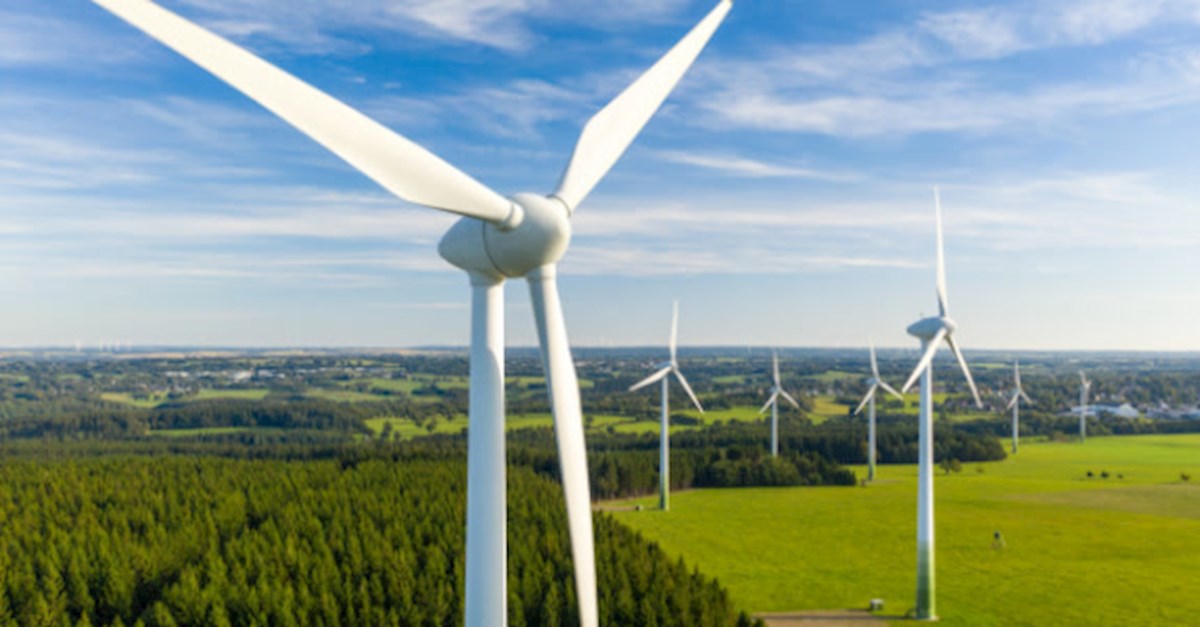 Managing Risks Throughout the Renewable Energy Project Lifecycle | AJG ...